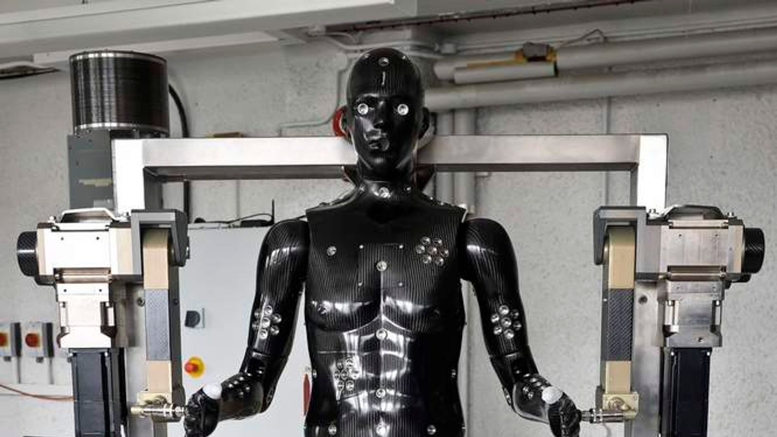 New Robot Mannequin Is Army's Latest Recruit | Science, Climate & Tech ...
