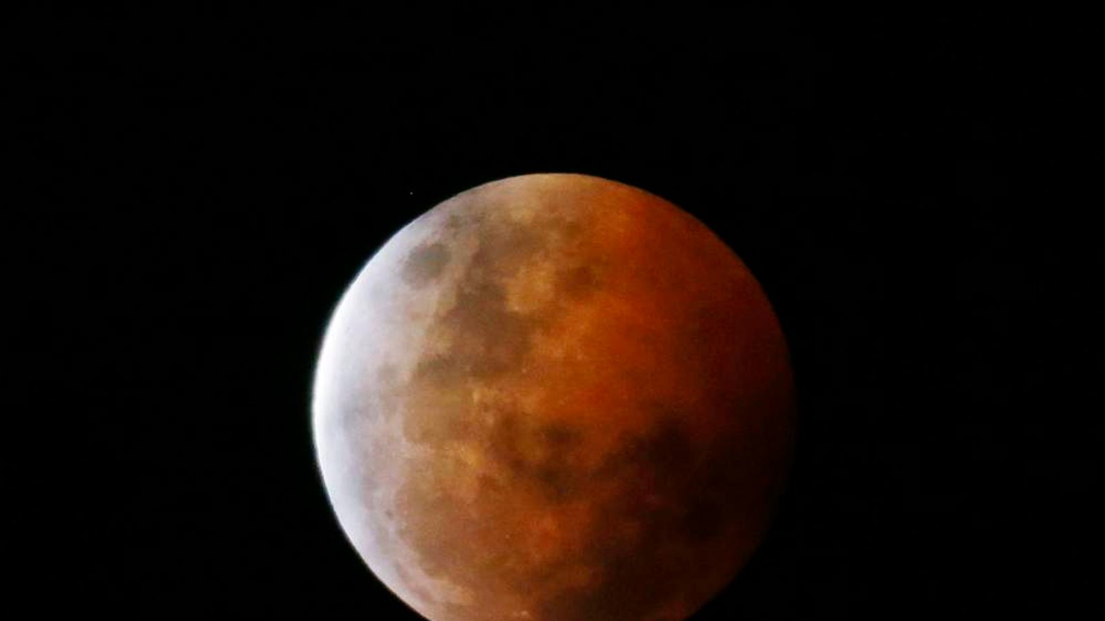 Total Lunar Eclipse Turns Moon Blood Red | US News | Sky News