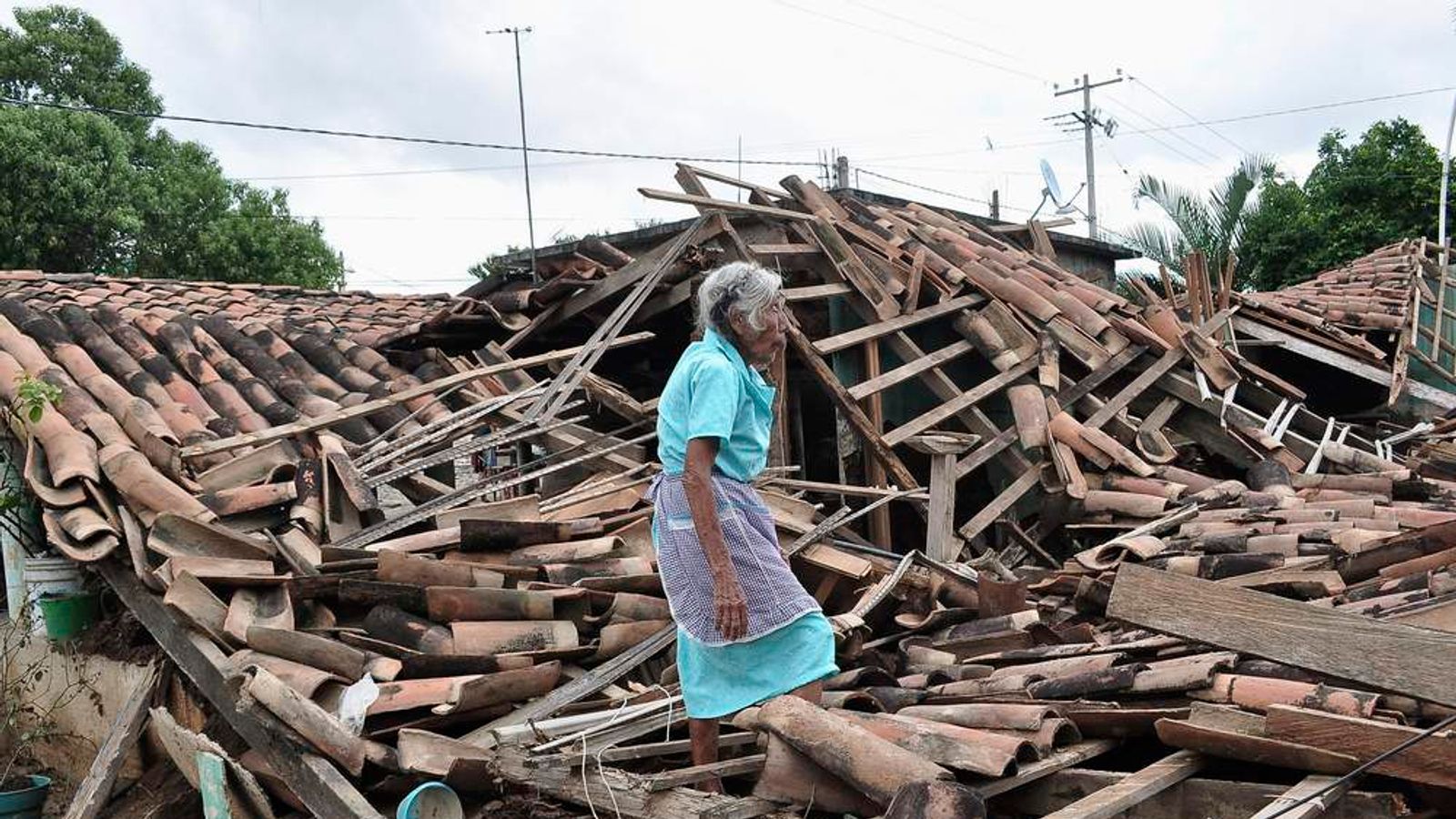 Hurricane Raymond: Mexico Braced For Floods | World News | Sky News