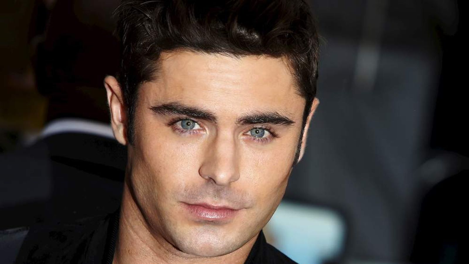 Zac Efron Plays An Aspiring DJ In His Latest Film ‘We Are Your Friends ...