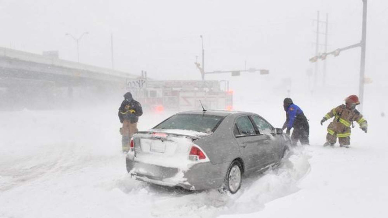 US Midwest Hit By A Second Major Winter Storm | US News | Sky News