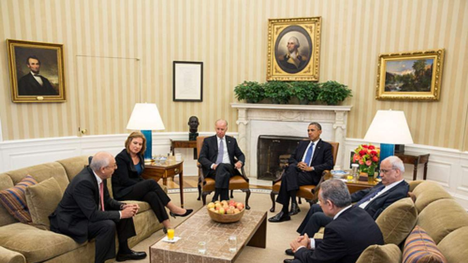 Middle East Peace Talks To Resume Next Week | World News | Sky News
