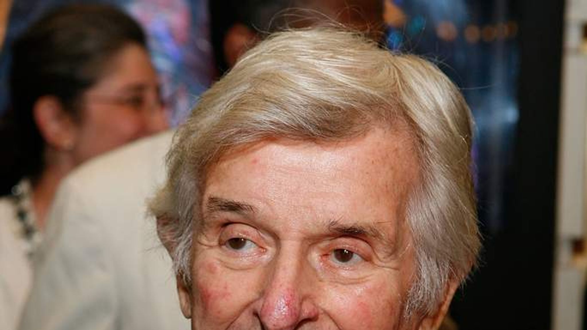 Sid Bernstein: Legendary Music Promoter Dies | Ents & Arts News | Sky News