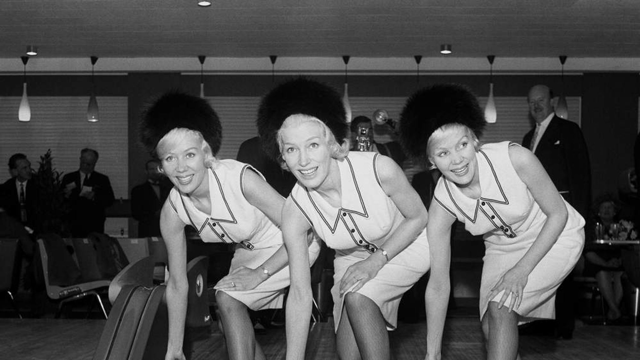 Beverley Sisters Singer Joy Dies Aged 91 | Ents & Arts News | Sky News