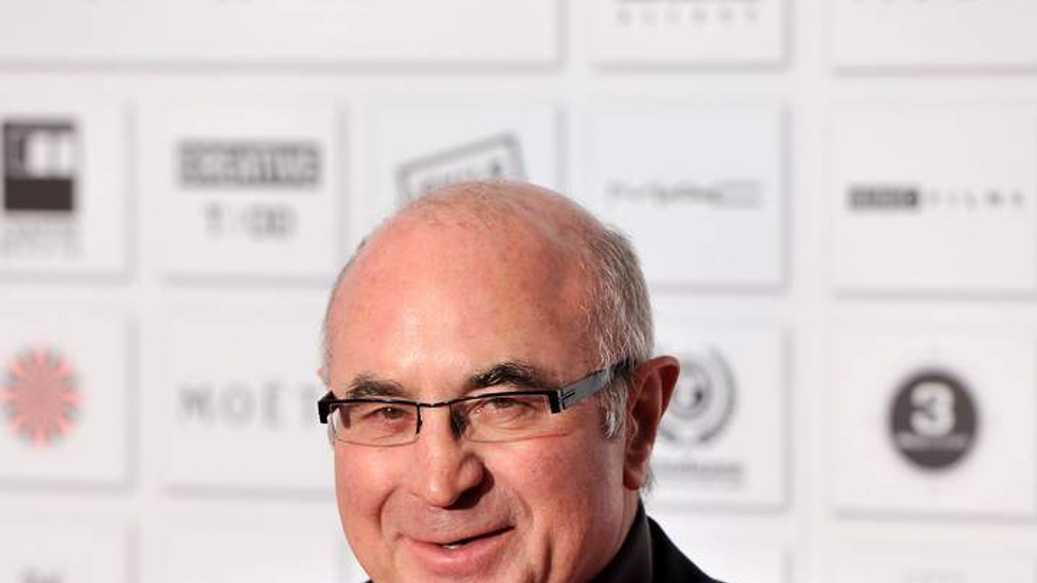 Actor Bob Hoskins Dies Of Pneumonia Aged 71 | Ents & Arts News | Sky News