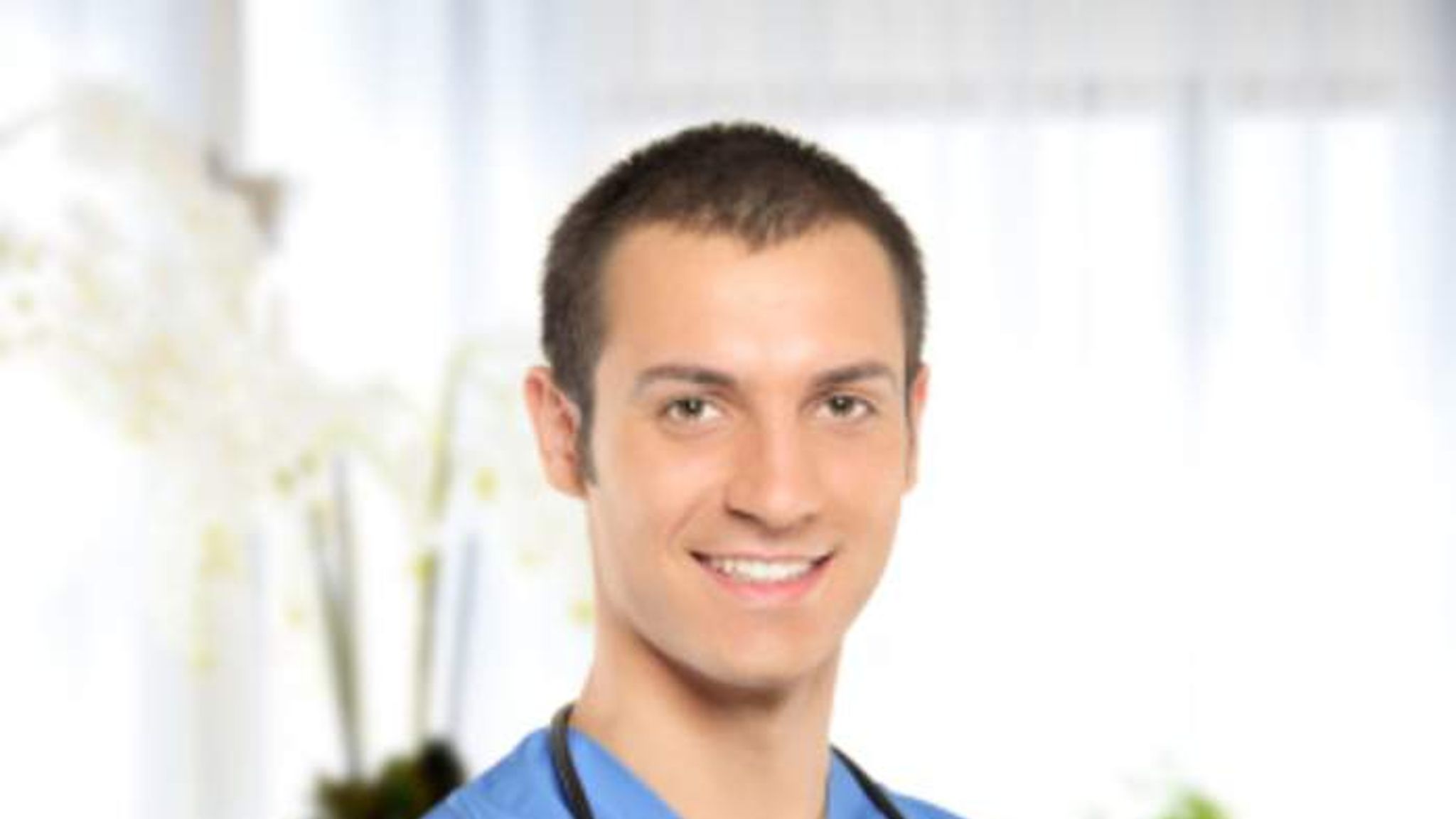 Fake Doctor: 'Vulnerable' Oz Teen Behind Bars | World News | Sky News