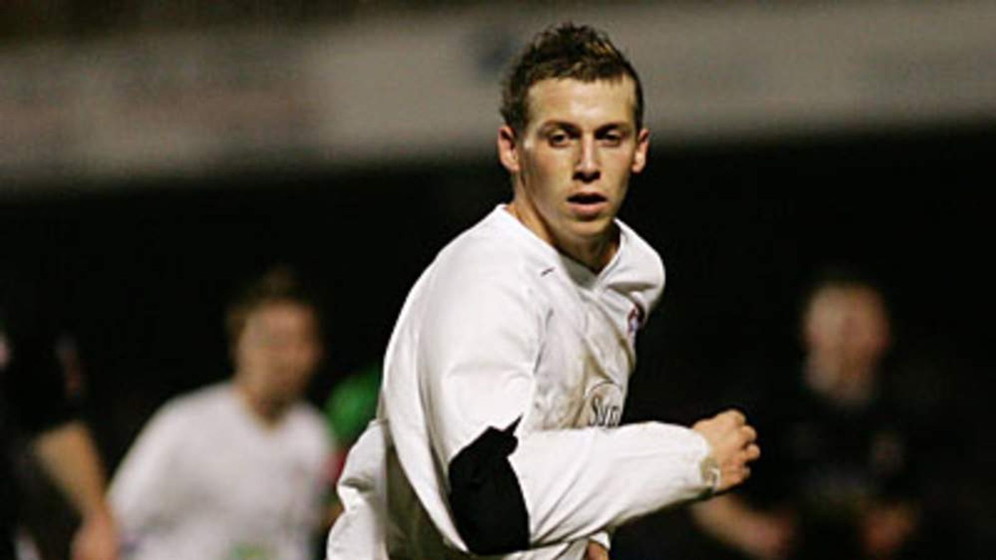 Football Star Dies Of Cancer Aged 31 | UK News | Sky News