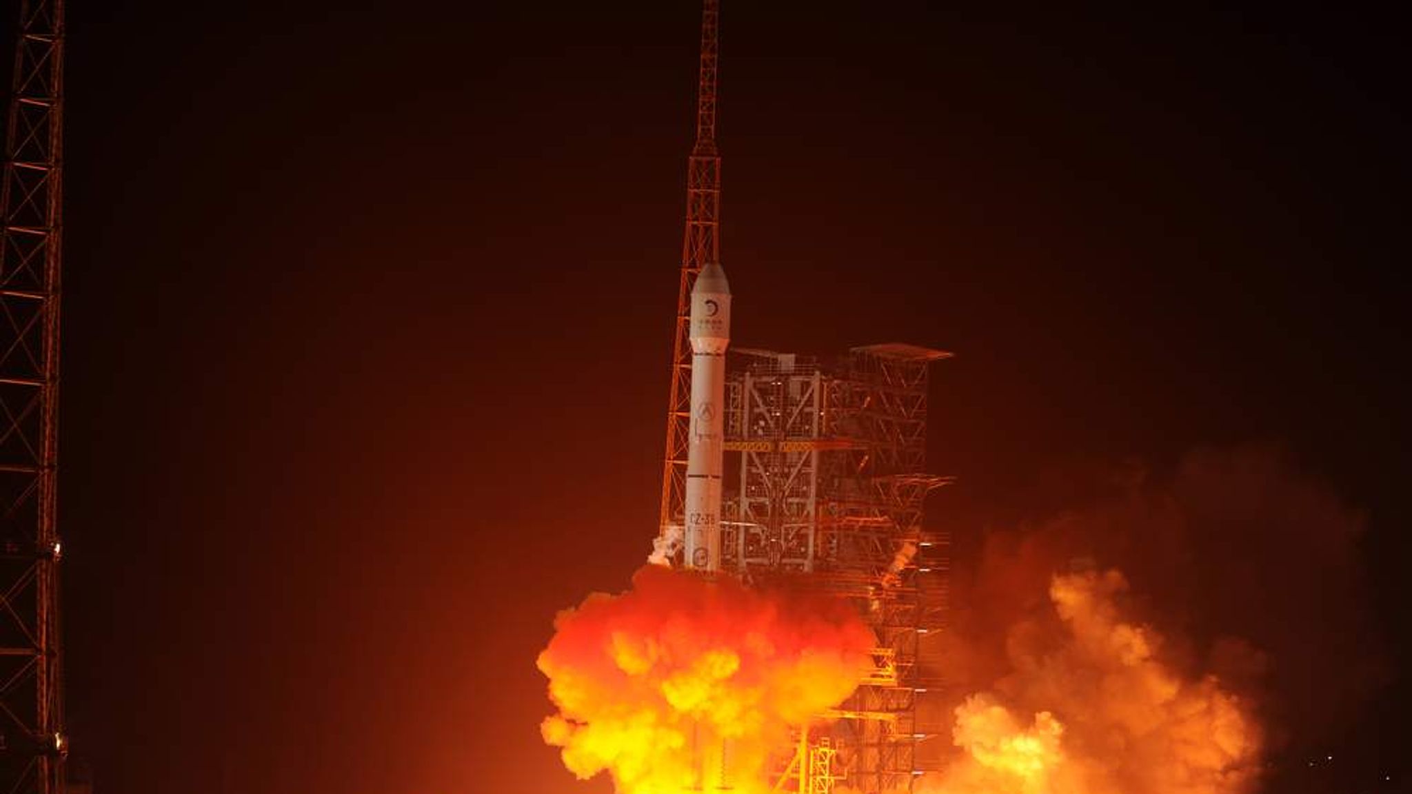 China's Rover 'Jade Rabbit' Explores Moon | World News | Sky News