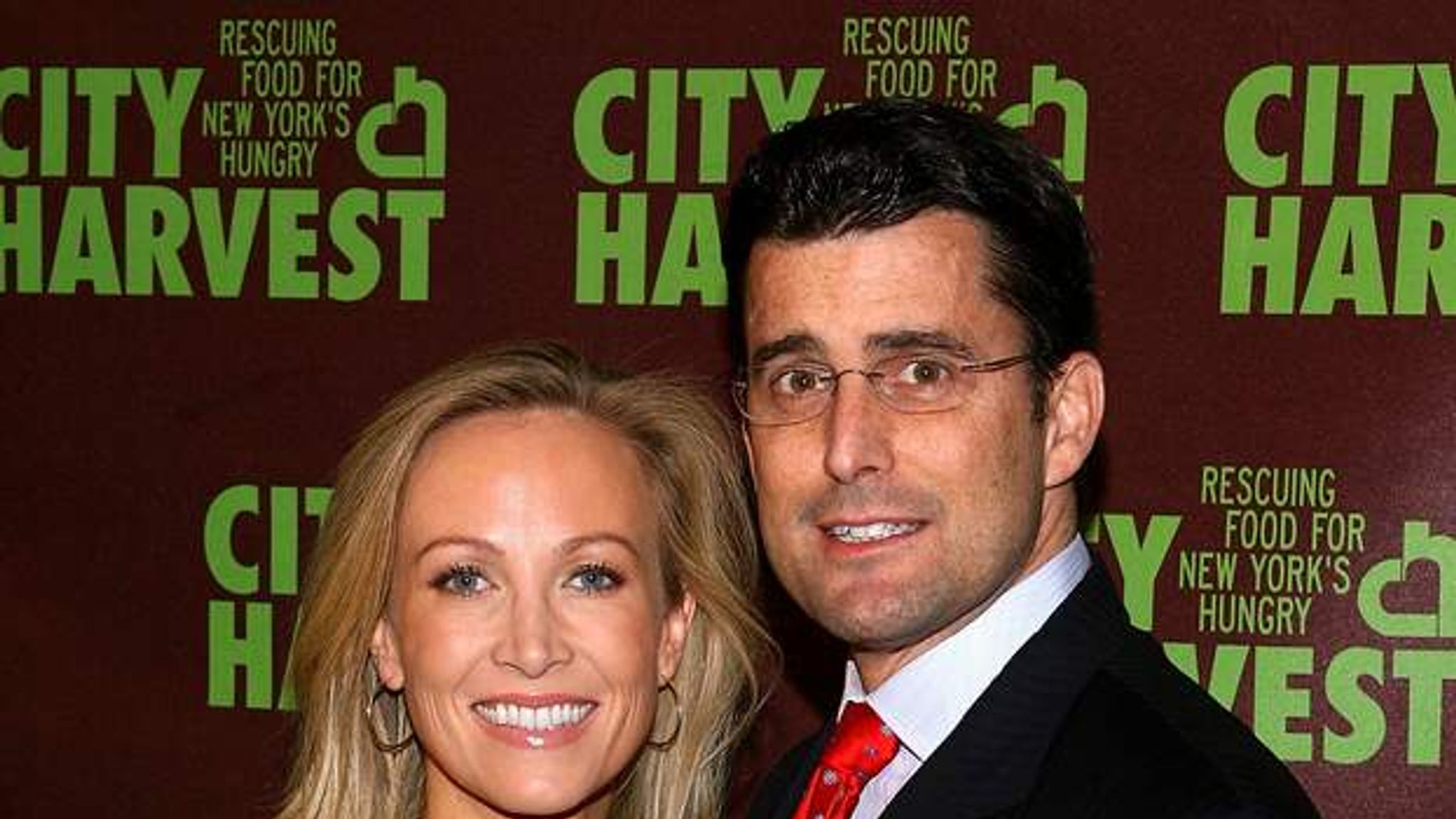 WCBS-TV News Anchor Attempts To Strangle Wife | US News | Sky News