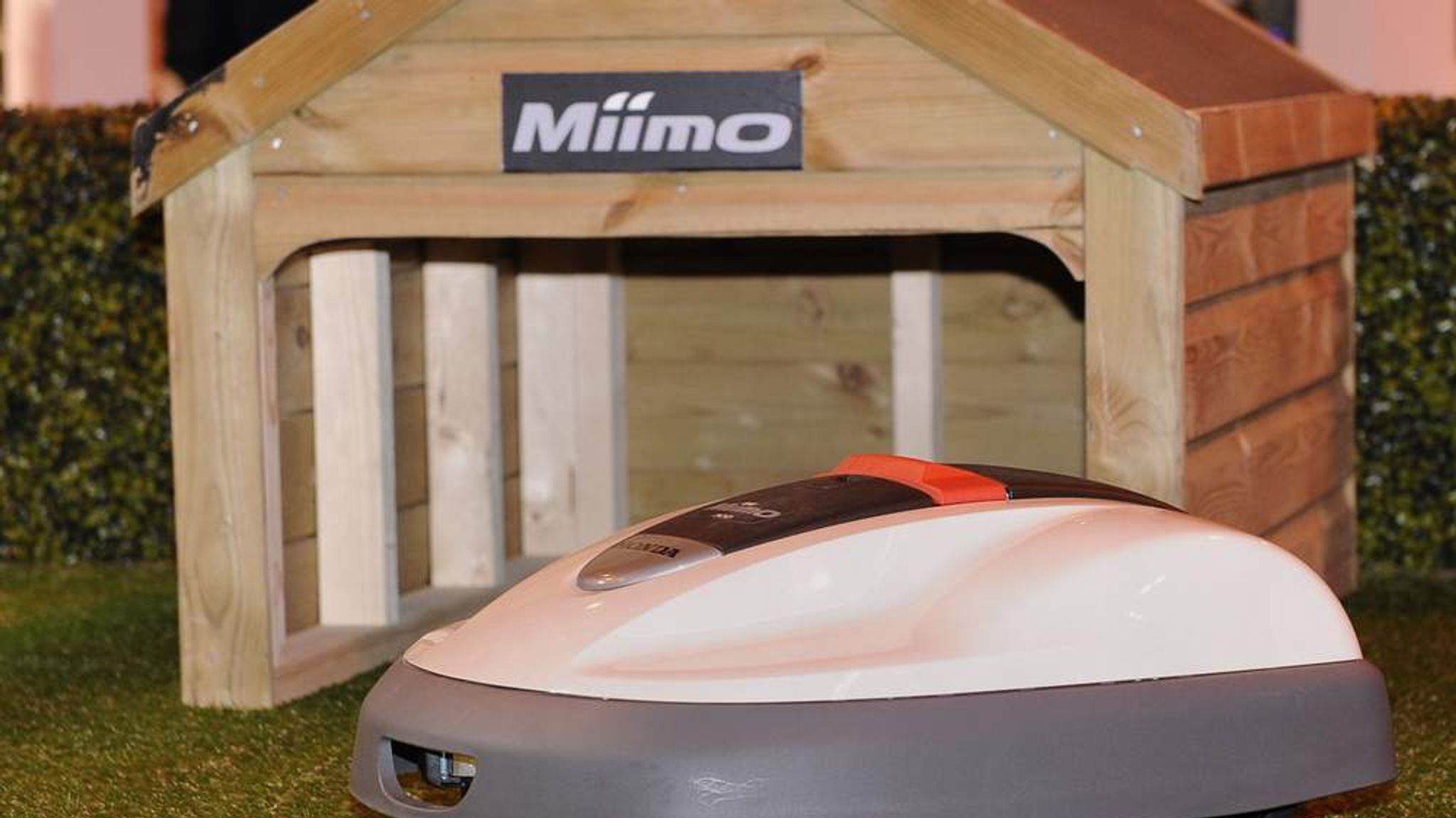 Flying Jetskis Making A Splash At Gadget Show | Science, Climate & Tech ...