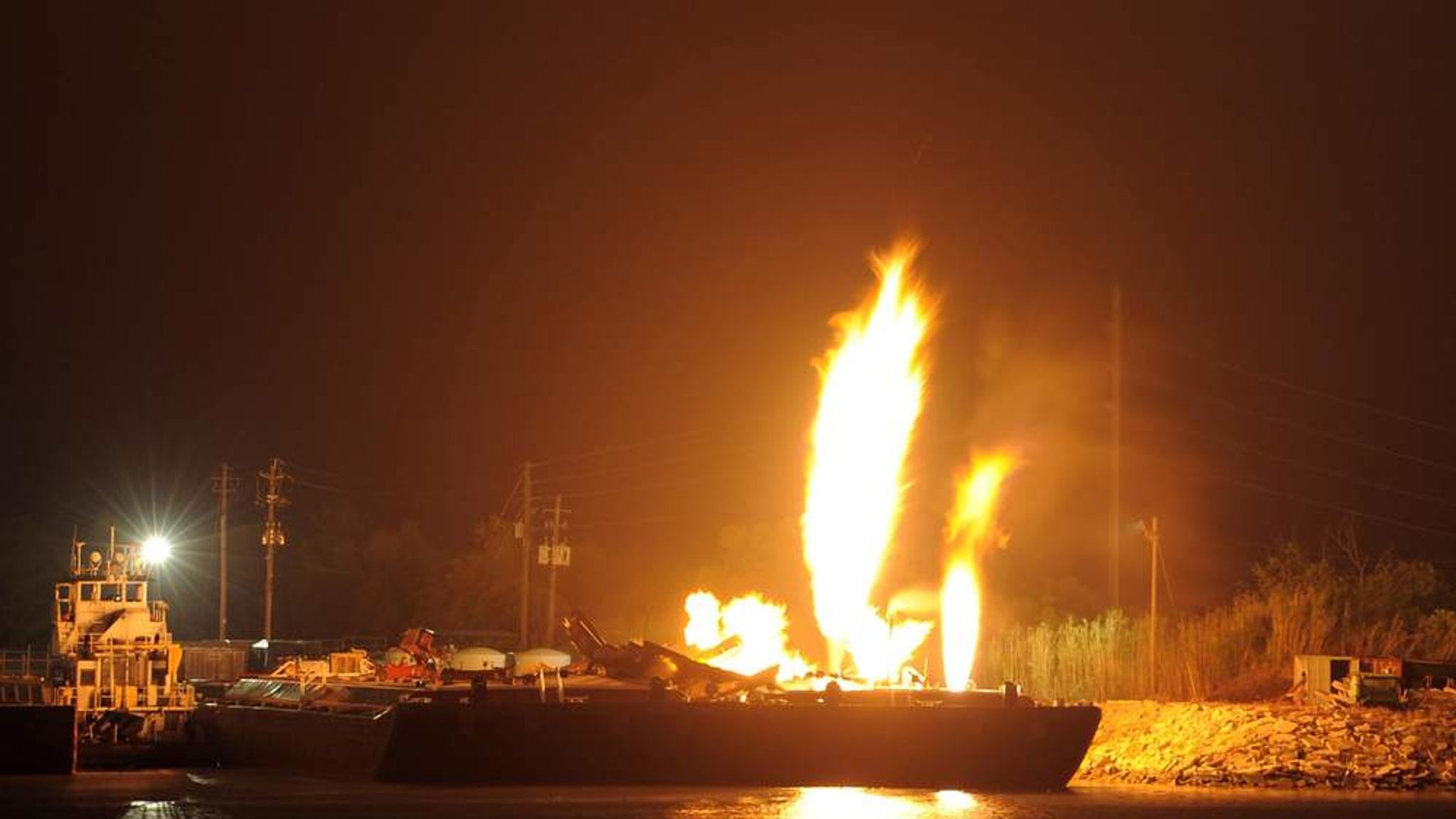 Explosions Rock Fuel Barges: Three Injured | US News | Sky News