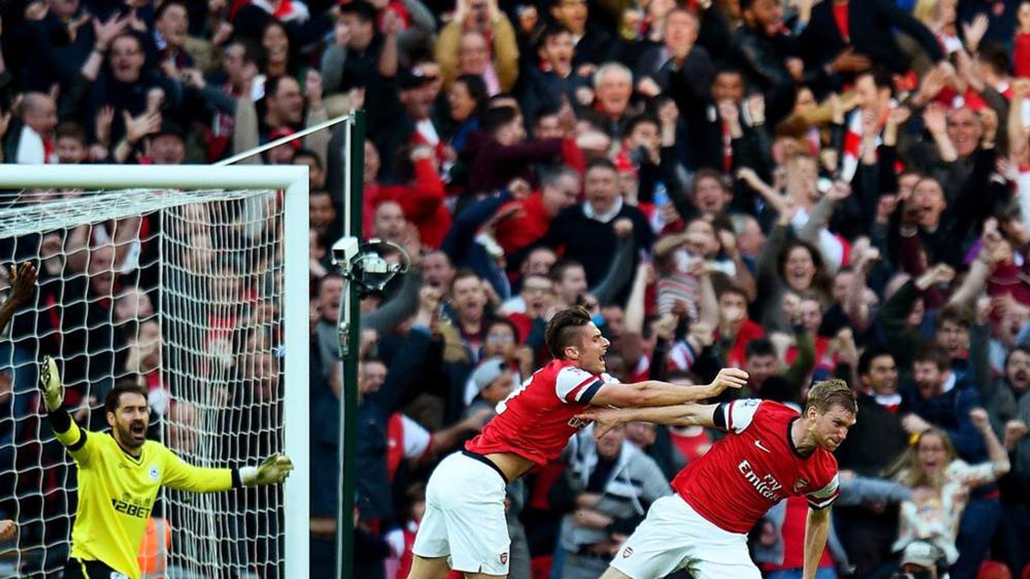 Arsenal Through To FA Cup Final | Scoop News | Sky News