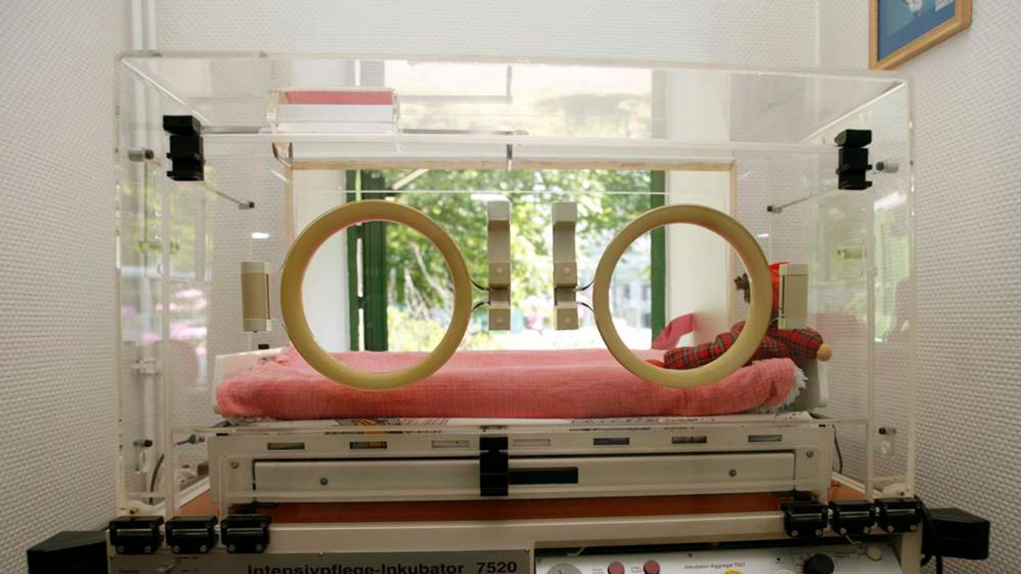 Poland's Church Fights To Save Baby Boxes | World News | Sky News