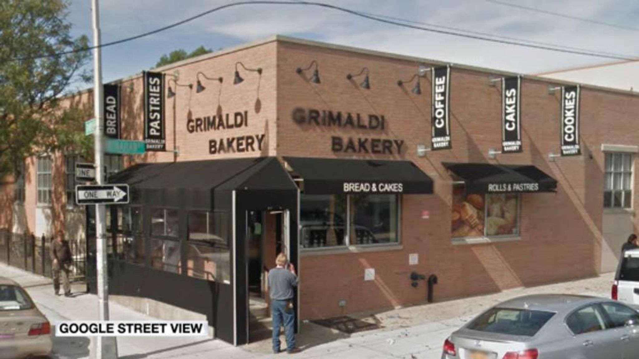 No Loafing: Bread Bandit Delivers Stolen Dough | US News | Sky News