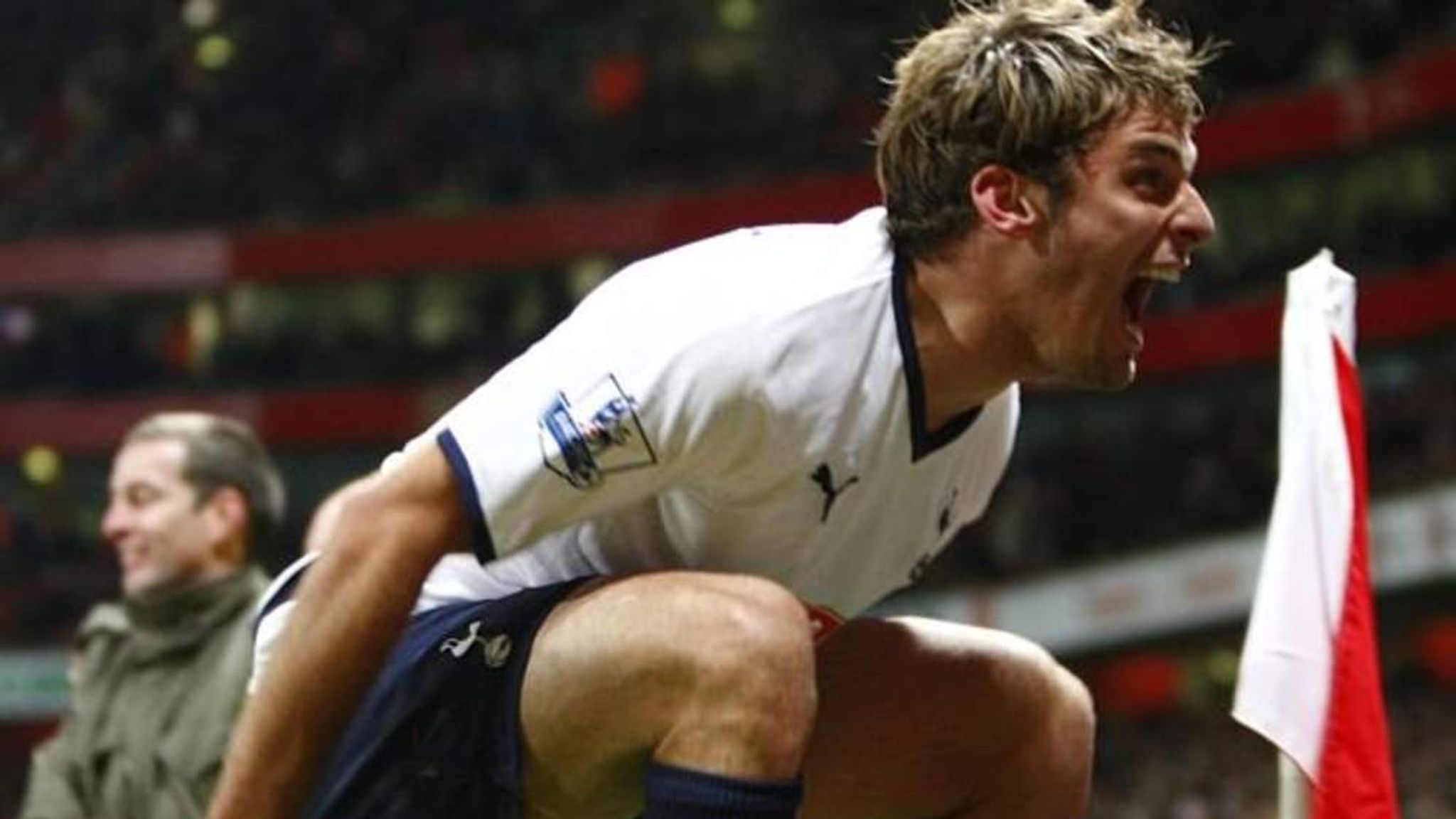 David Bentley Confirms Retirement | Scoop News | Sky News