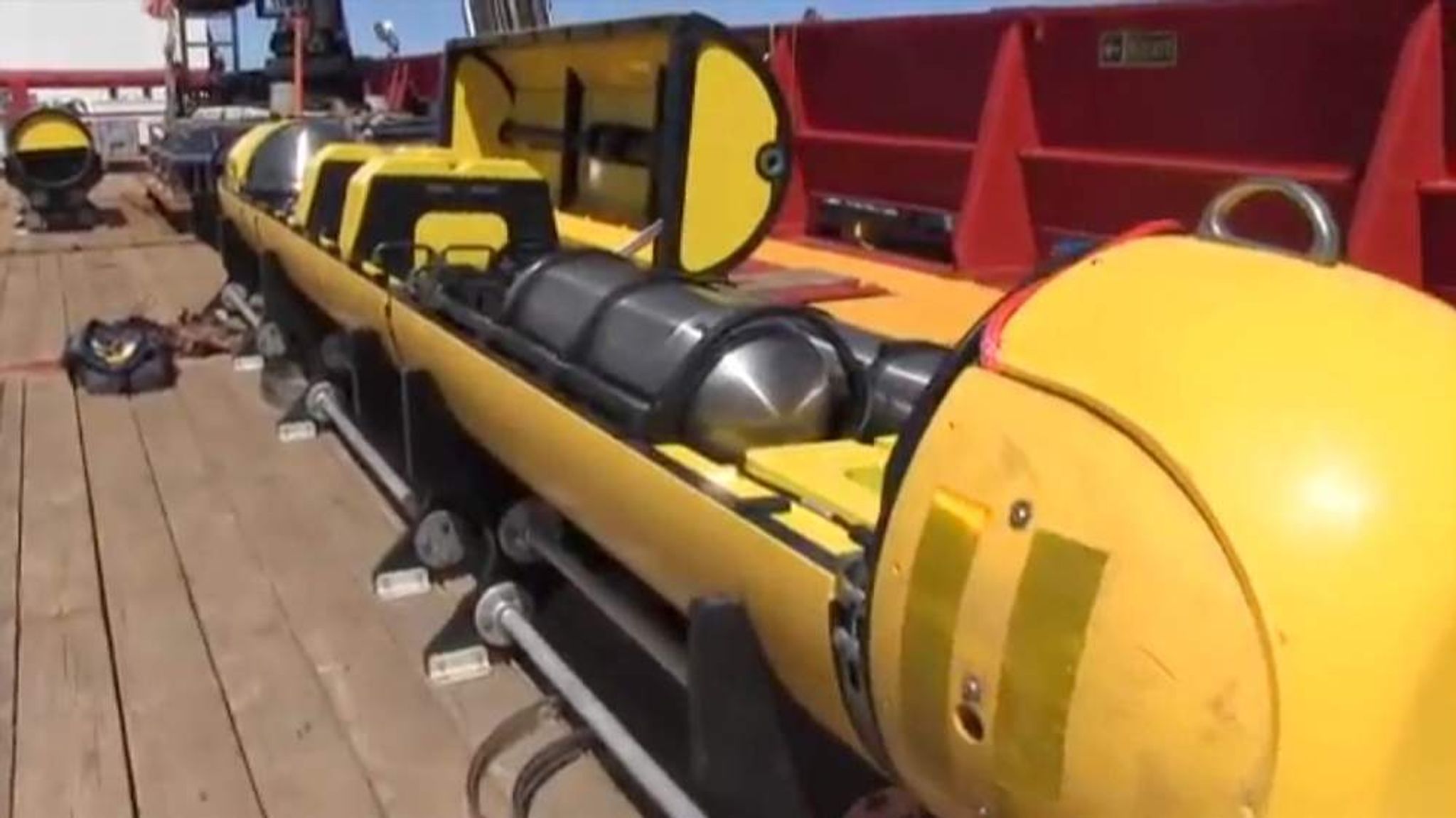 Missing Plane: Mini-Sub Aborts Search Mission | World News | Sky News