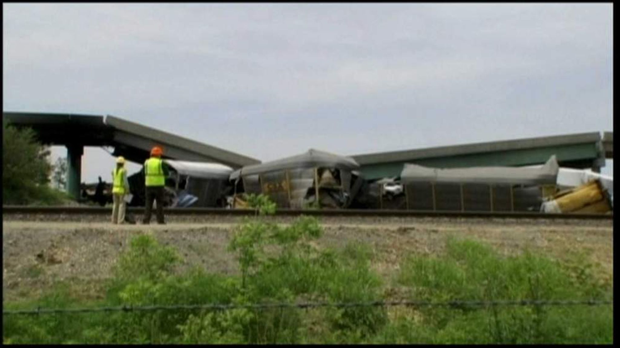 Highway Bridge Collapses As Two Trains Collide | World News | Sky News