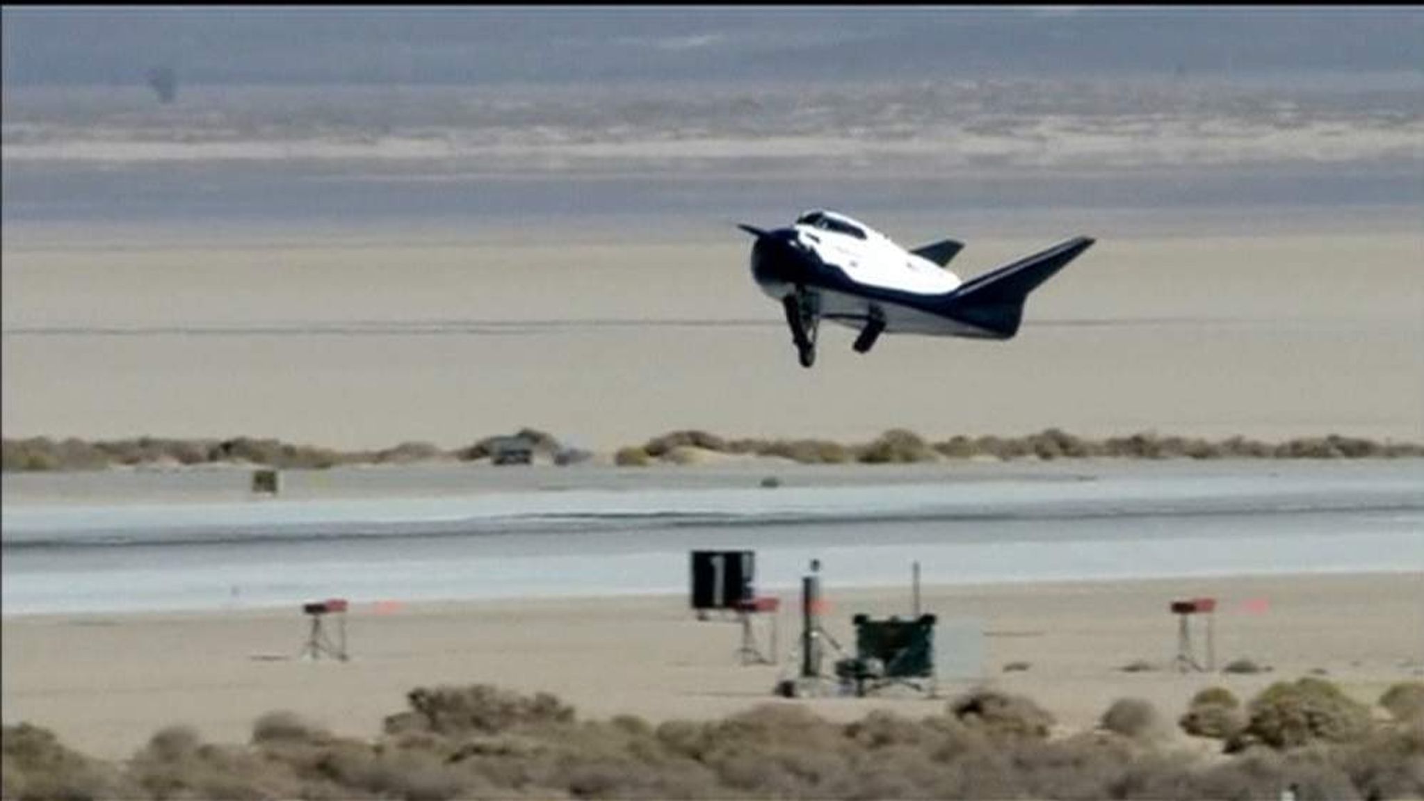 Dream Chaser Landing Glitch Fails To Halt Plans | US News | Sky News