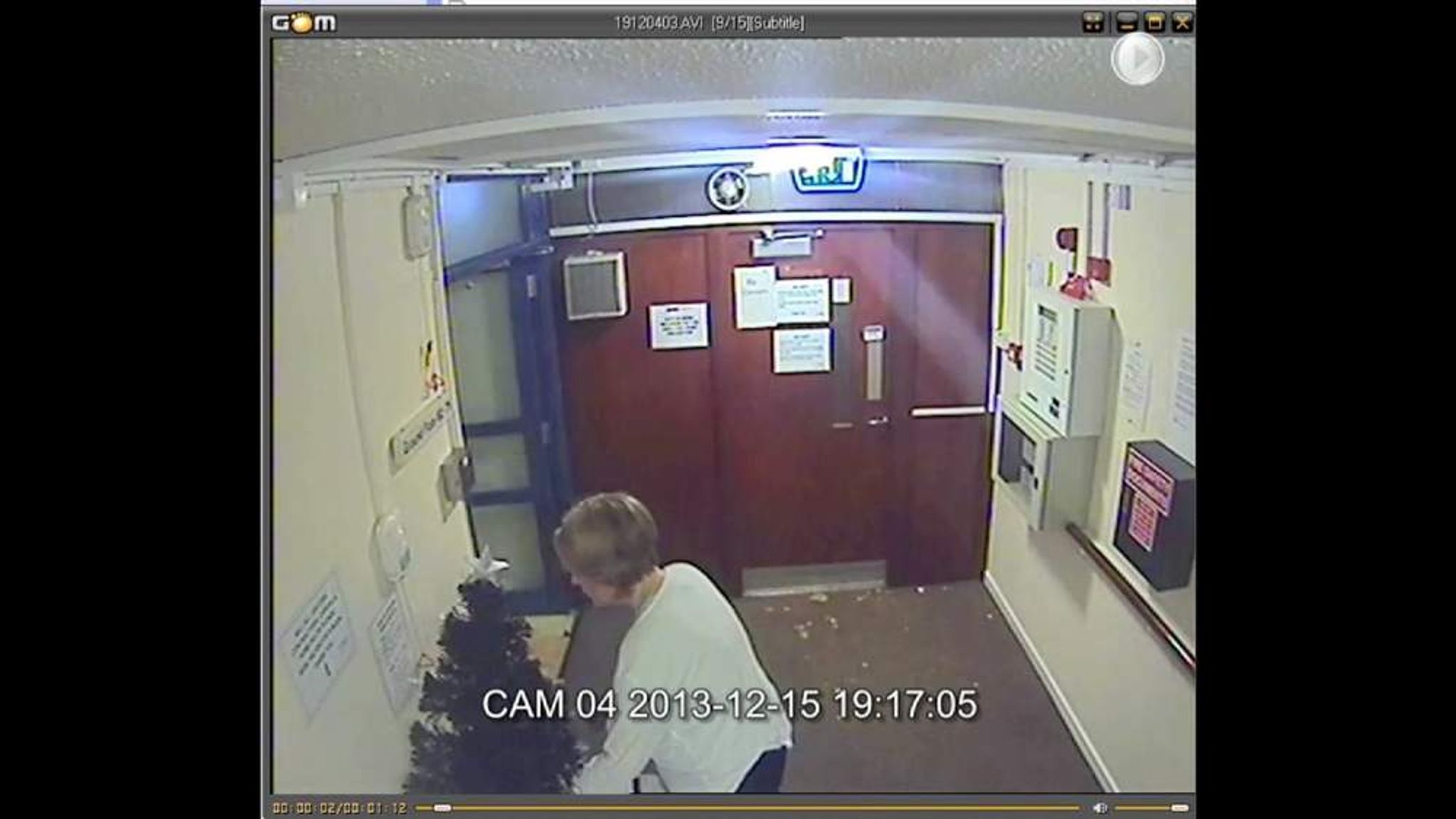 Care Home Christmas Tree Theft Caught On CCTV | UK News | Sky News