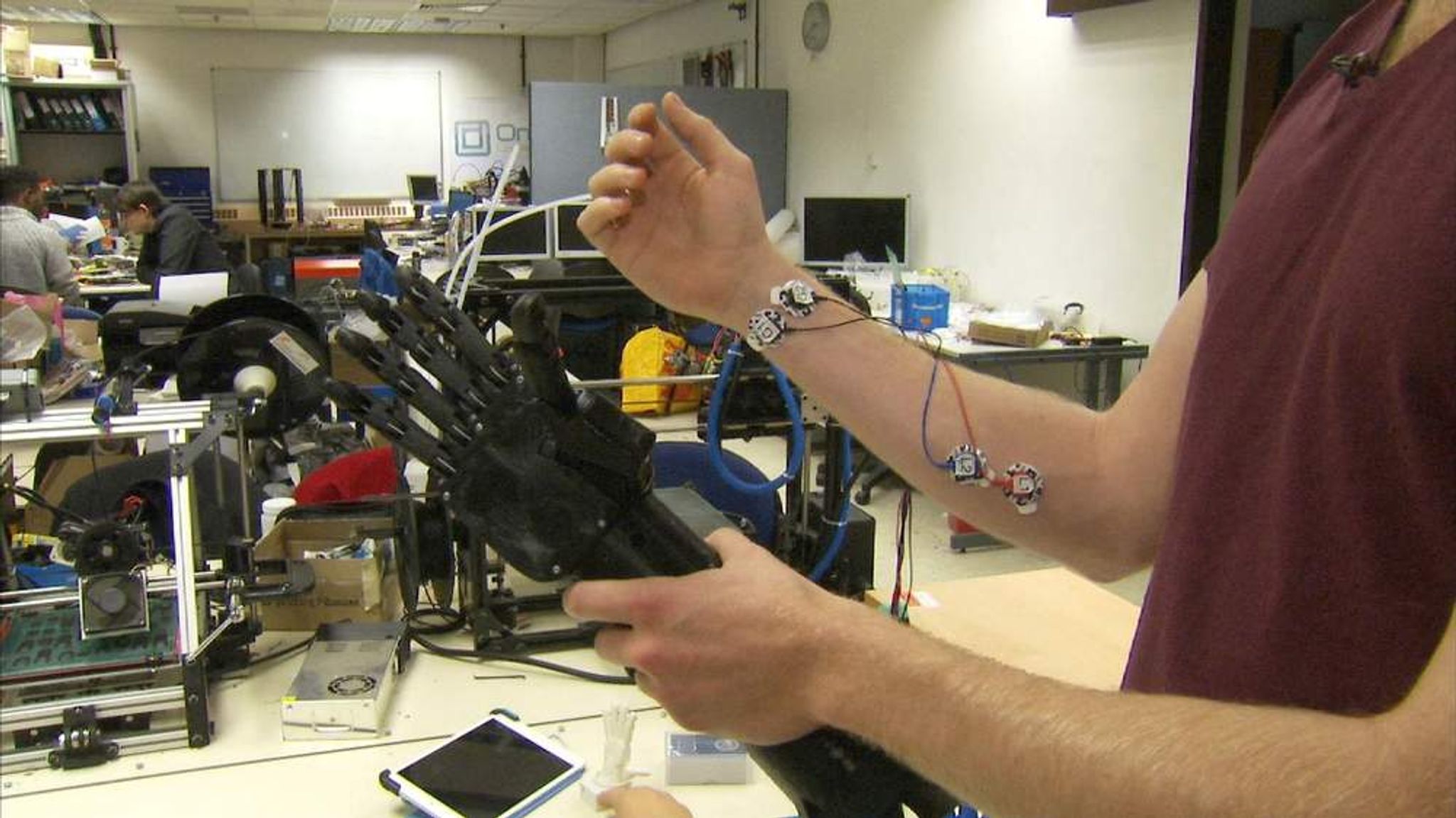 3D Printer Produces Revolutionary Robotic Hand | Science, Climate ...