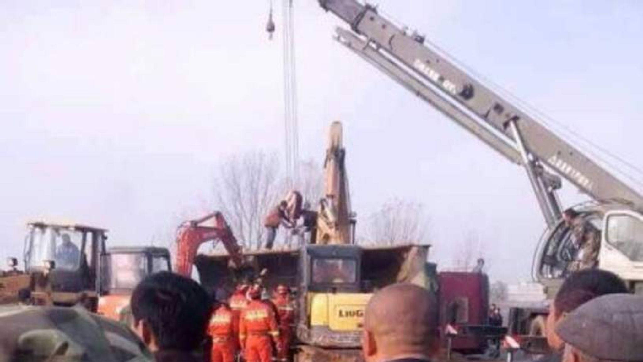 China: 11 Children Killed In School Bus Crash | World News | Sky News