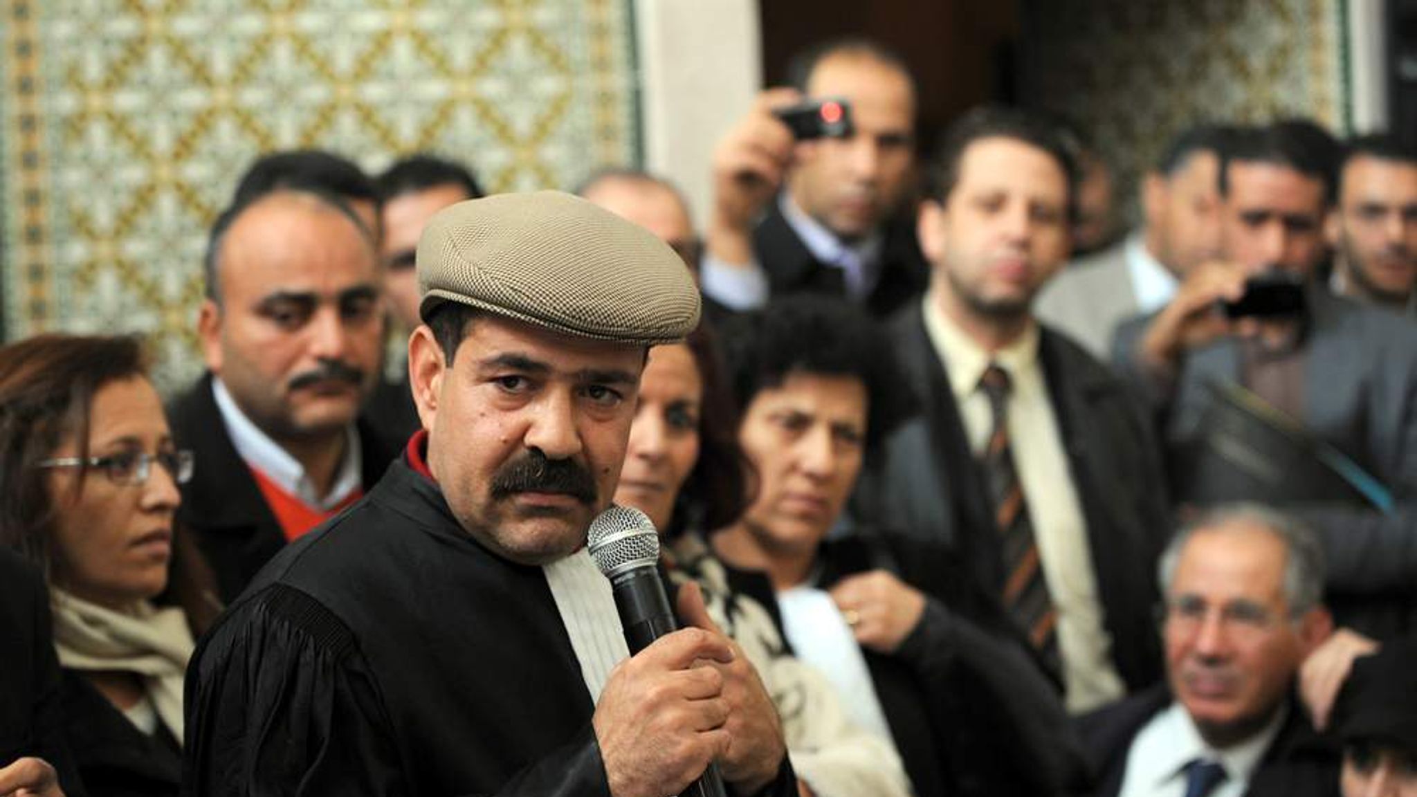 Tunisia: Politician Chokri Belaid Shot Dead | World News | Sky News