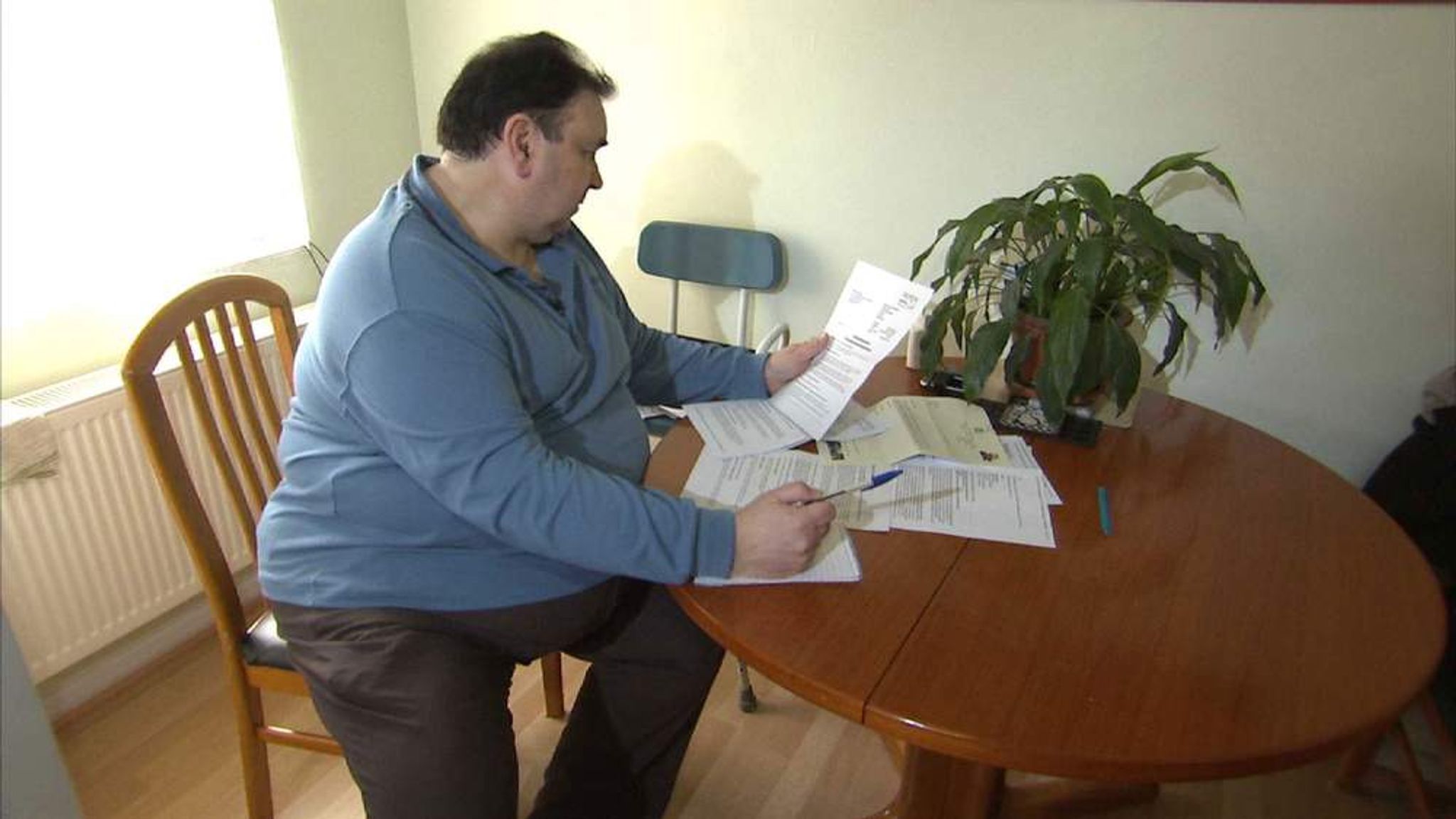 'Bedroom Tax' To Hit Thousands Of Families | UK News | Sky News