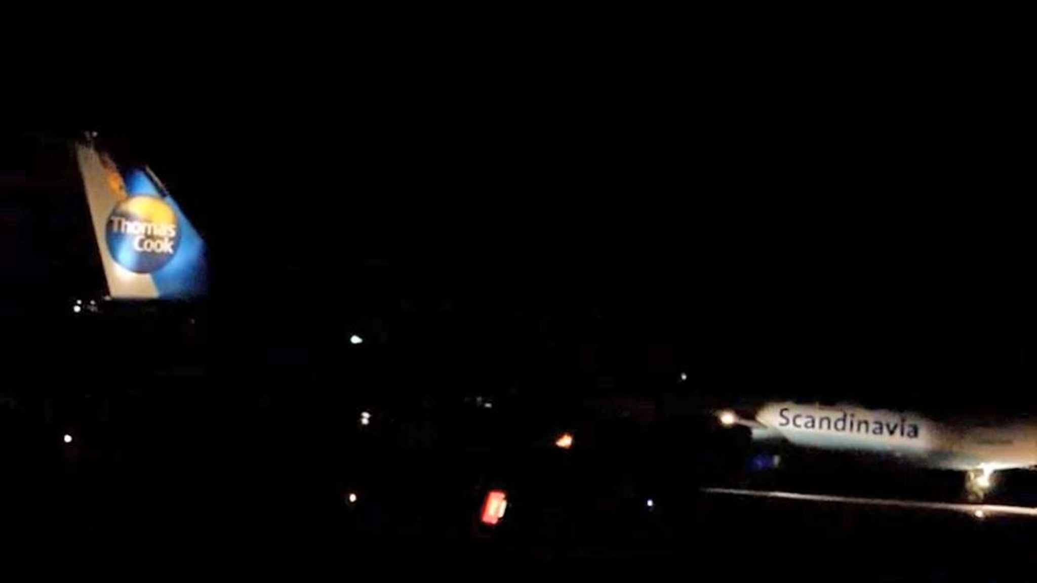 Thomas Cook Jet Makes Emergency Landing | World News | Sky News