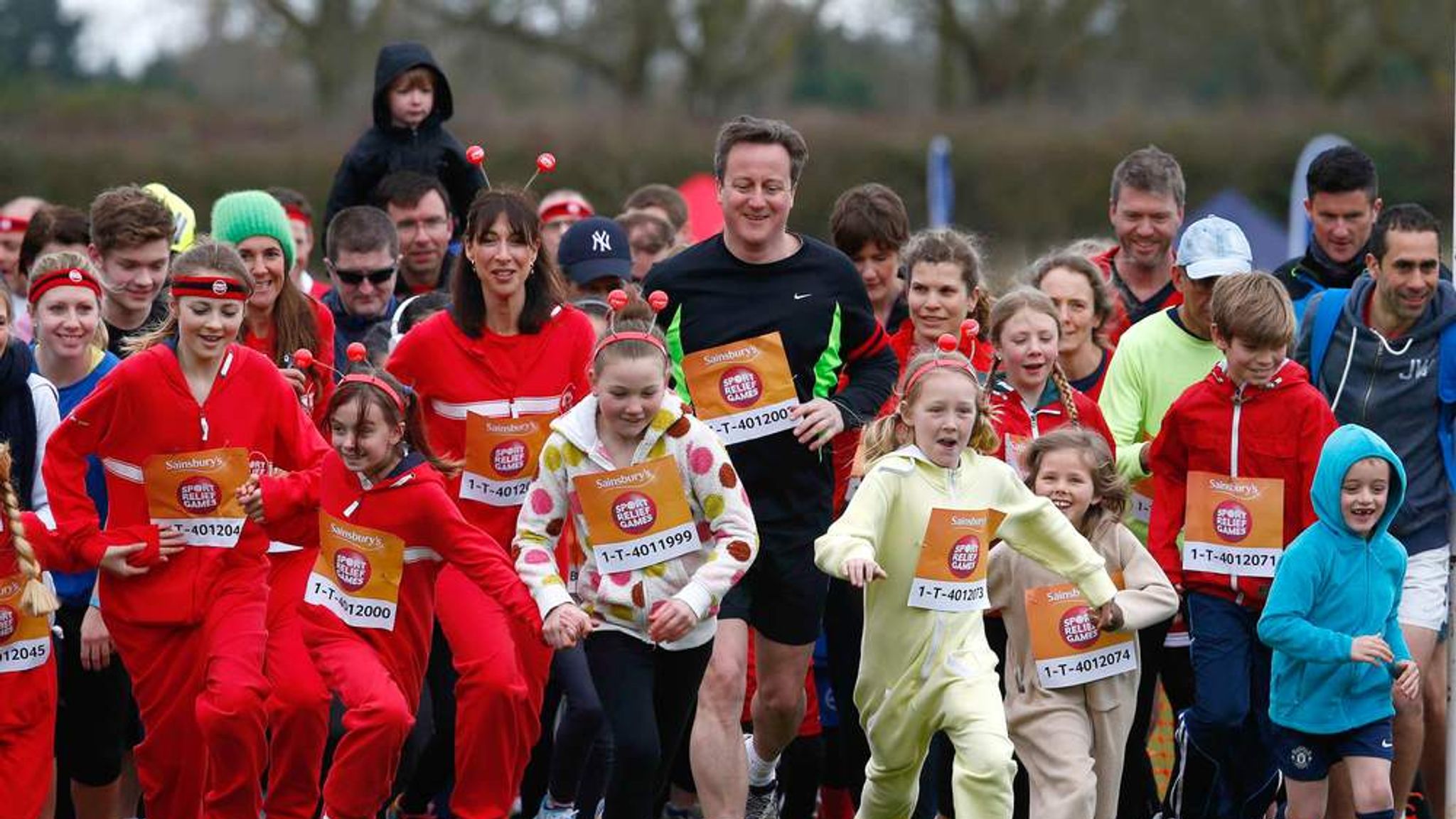 David Cameron Runs Sport Relief Mile | Politics News | Sky News