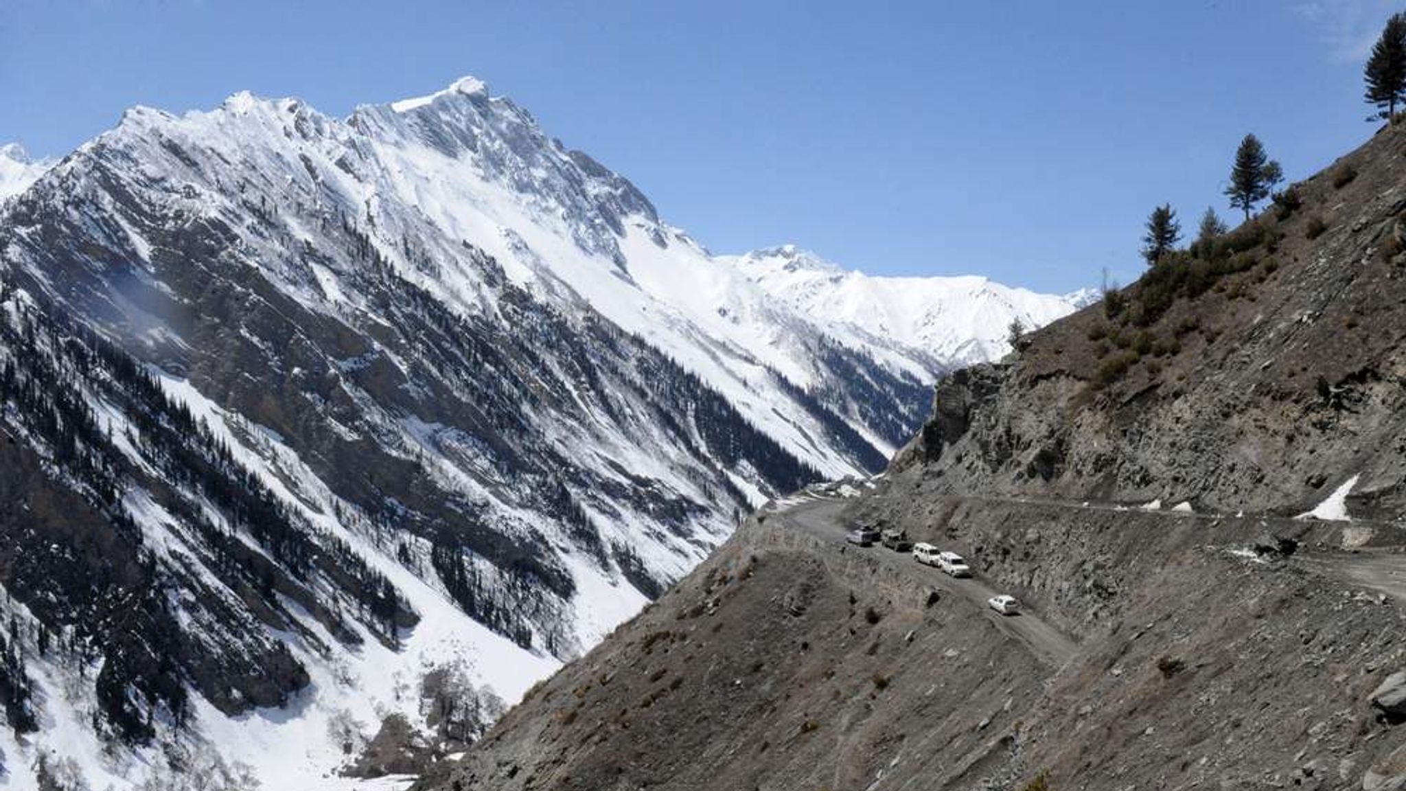 India and China In Ladakh Border Dispute | World News | Sky News