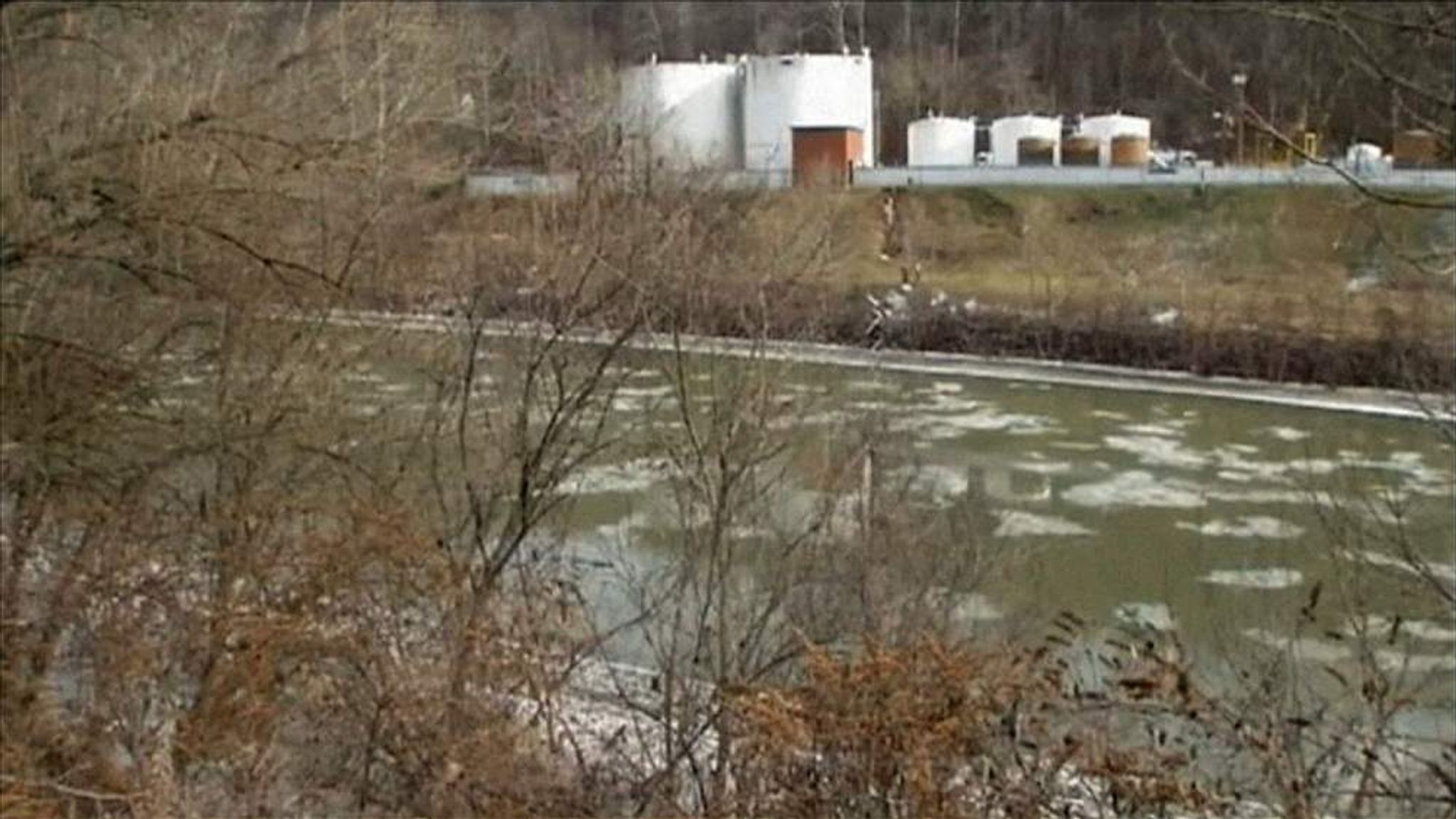 West Virginia Chemical Spill Emergency Declared | US News | Sky News