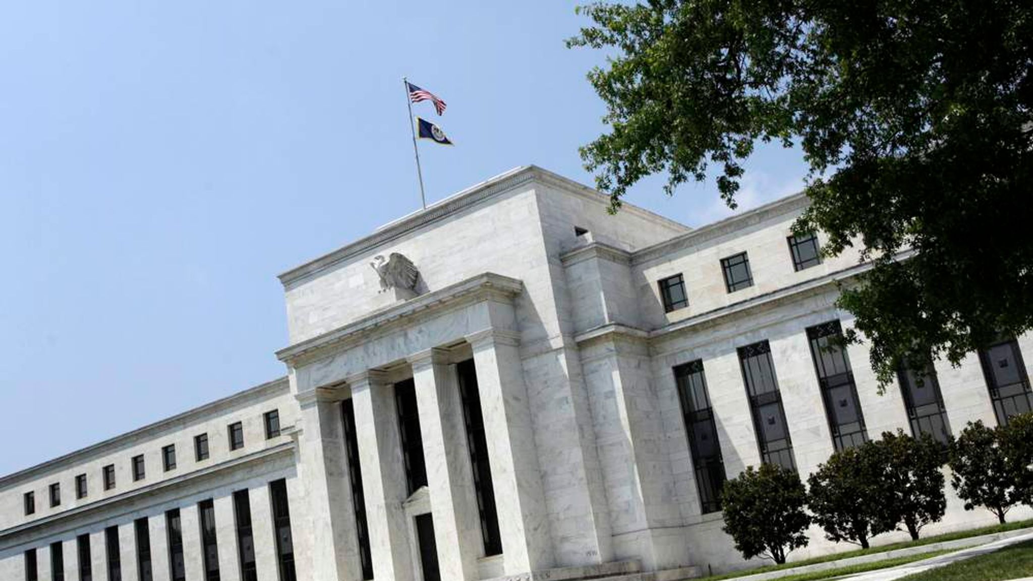 Federal Reserve Turns Off Quantitative Easing | US News | Sky News