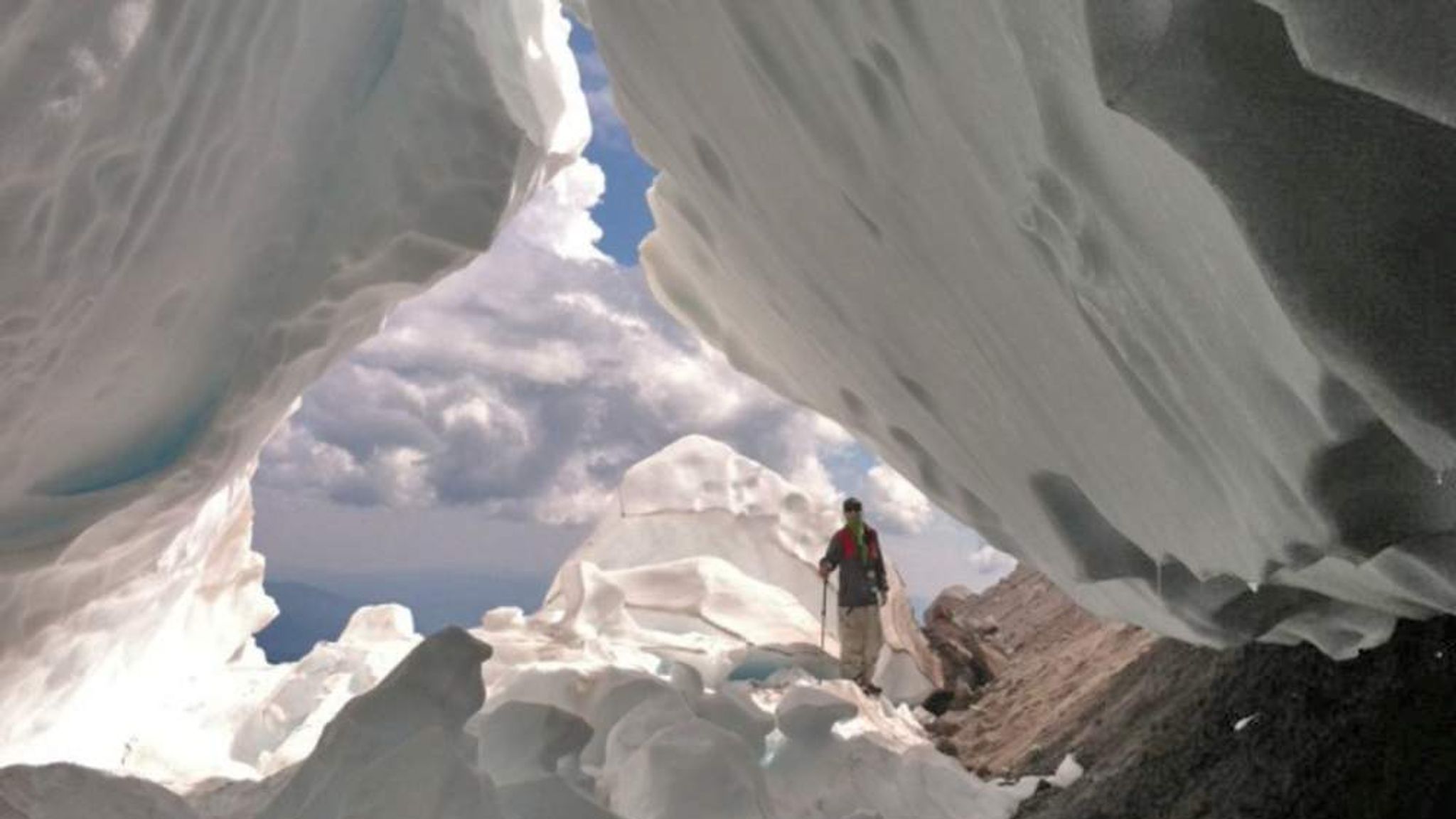 Snowboarder Killed In Oregon Ice Cave Collapse | US News | Sky News