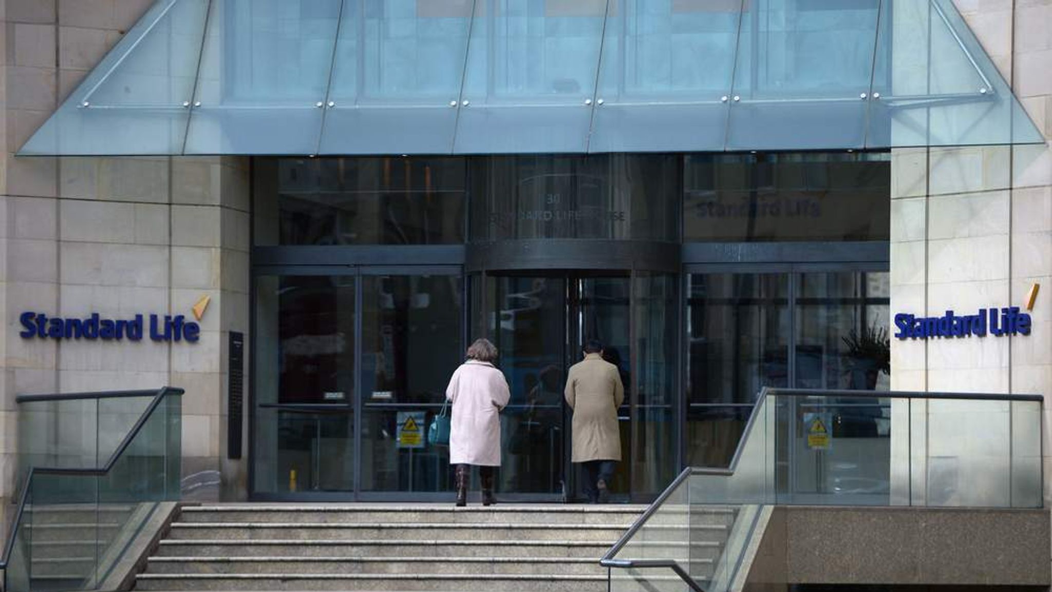 Standard Life Investors Net £1.75bn Windfall | Money News | Sky News
