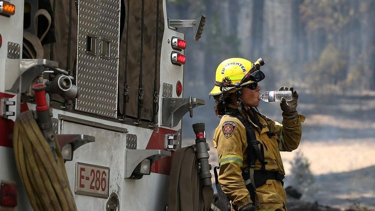 Yosemite Fire: Fire Crews Make 'Major Progress' | US News | Sky News