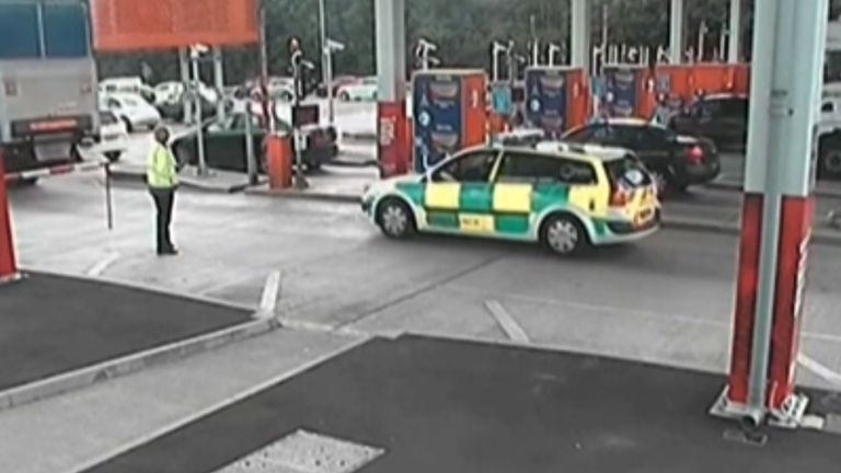 Man Dodges Traffic In Fake Ambulance | UK News | Sky News