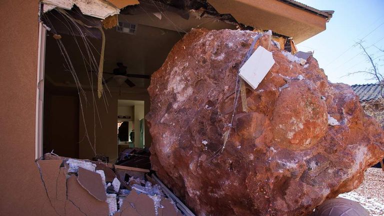 Huge Boulder Falls Onto House In Utah | Scoop News | Sky News