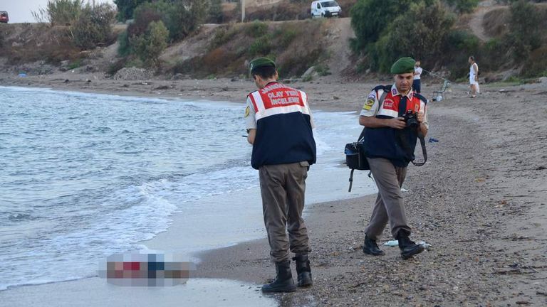 Drowned Boys' Father Tells How Boat Capsized | World News | Sky News