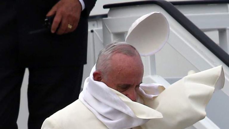Pope's Hat Blows Away As He Arrives In Cuba | World News | Sky News