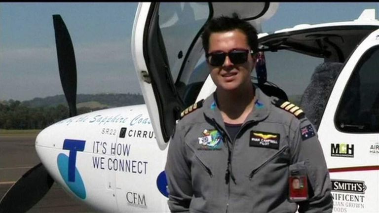 Solo Flying Record: Teen Travels Round World | World News | Sky News