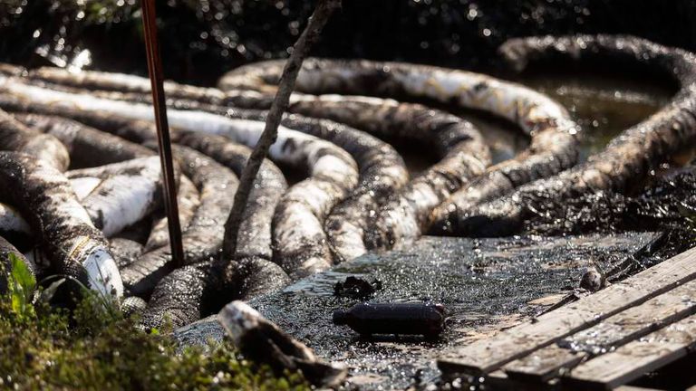 Ruptured Pipeline Spews Oil In Arkansas Town | US News | Sky News