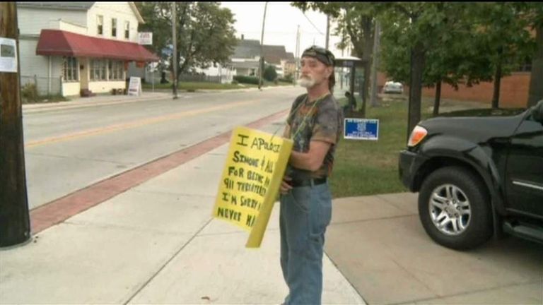 Man Wears 'Idiot' Sign After Threats To Police | US News | Sky News