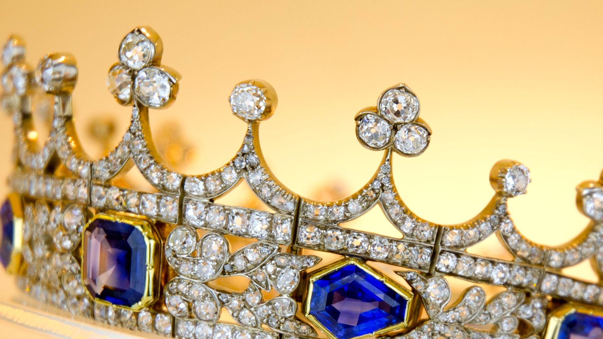 Ministers Bar Export Of Queen Victoria Crown Made By Prince Albert | UK ...