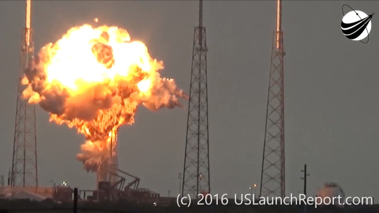 Massive Explosion At SpaceX Launch Pad | Science, Climate & Tech News ...