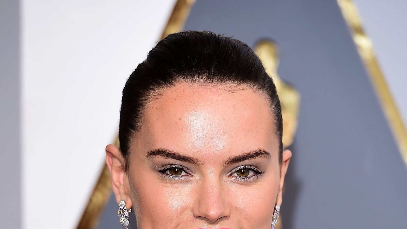 Star Wars star Daisy Ridley quits Instagram over 'pressure' | Ents ...