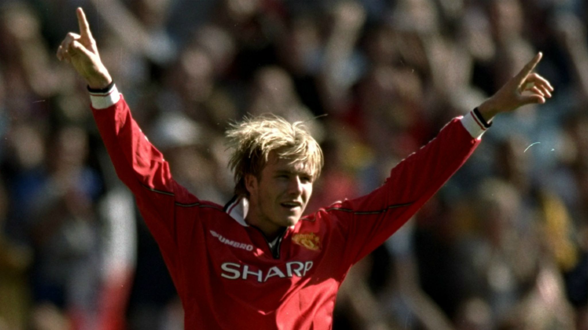 David Beckham films himself taking on press up charity challenge | Ents ...