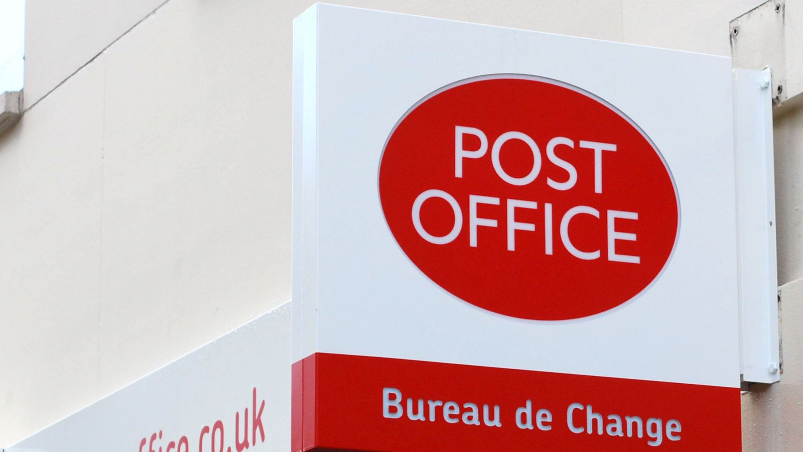 Thousands of postal workers staging walkout | UK News | Sky News