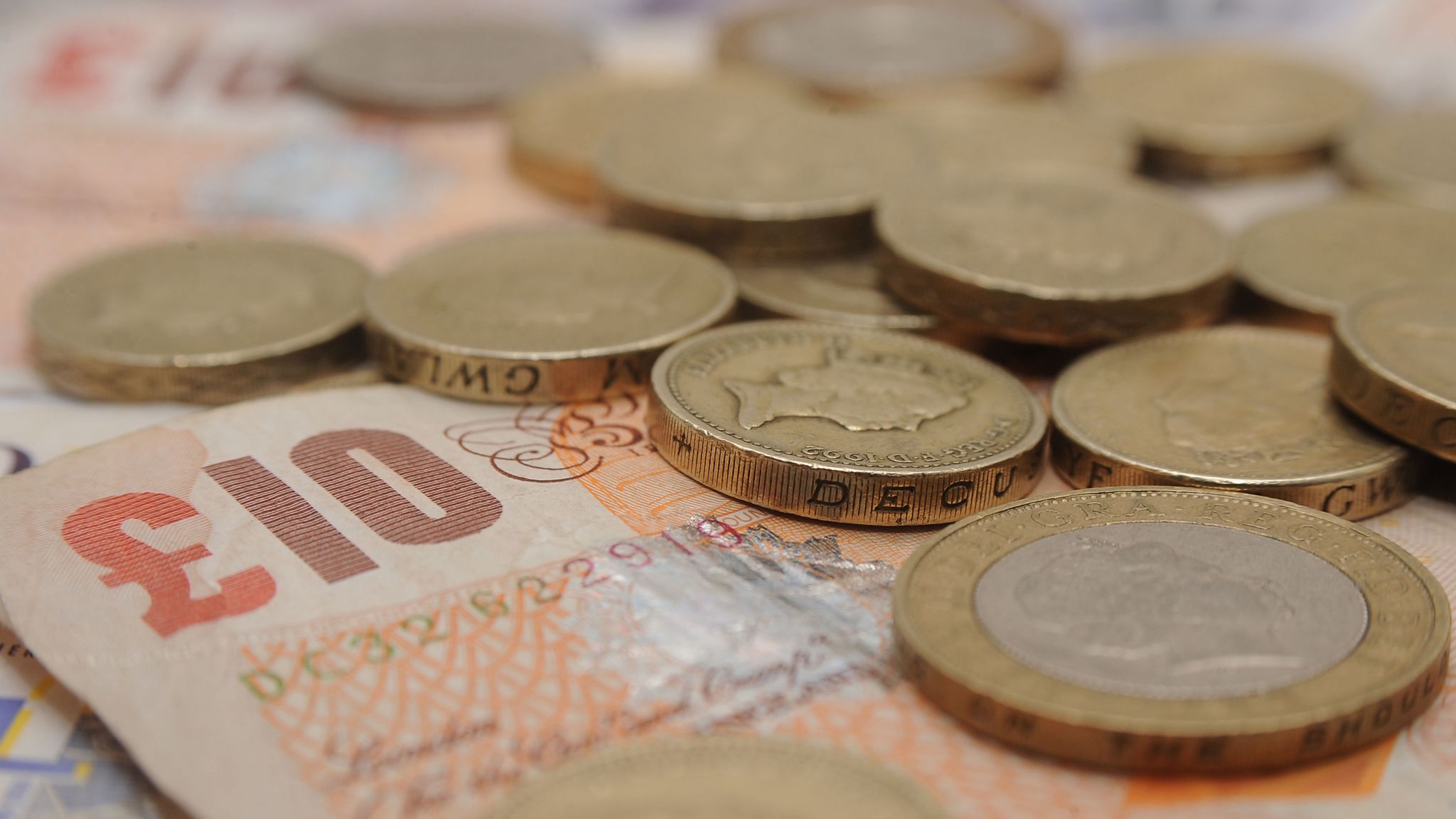 £1 coin: Everything you need to know about the new pound | UK News ...