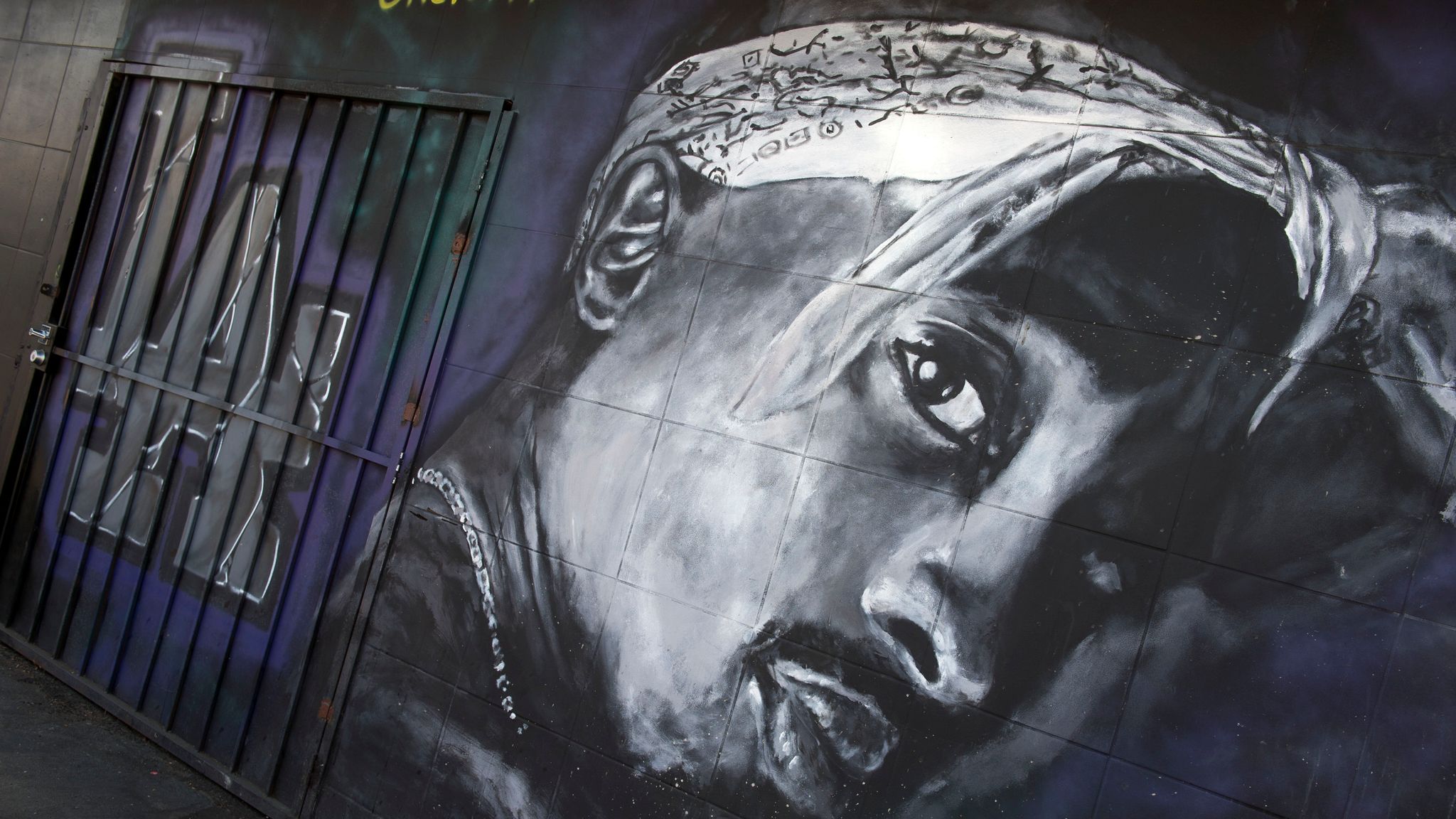 Who killed Tupac Shakur: Could the mystery finally be solved? | Ents ... Who killed Tupac Shakur: Could the mystery finally be solved? | Ents ...