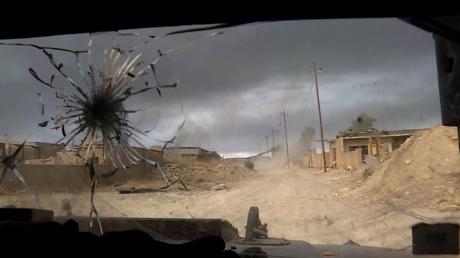 Iraqi forces meeting stiff resistance from IS on the edge of Mosul ...